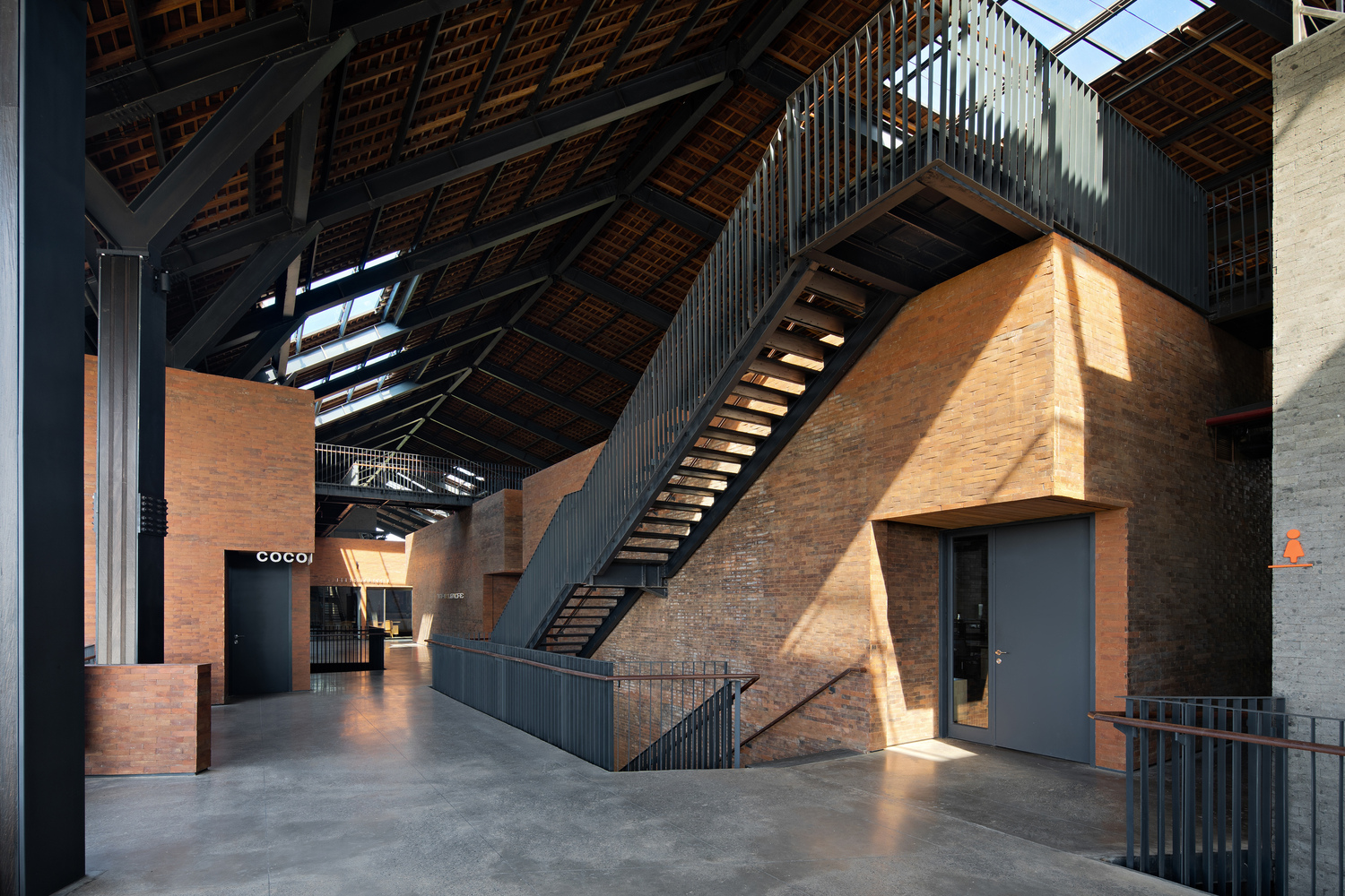 United-in-Diversity Campus: A Masterpiece of Tropical Architecture ...