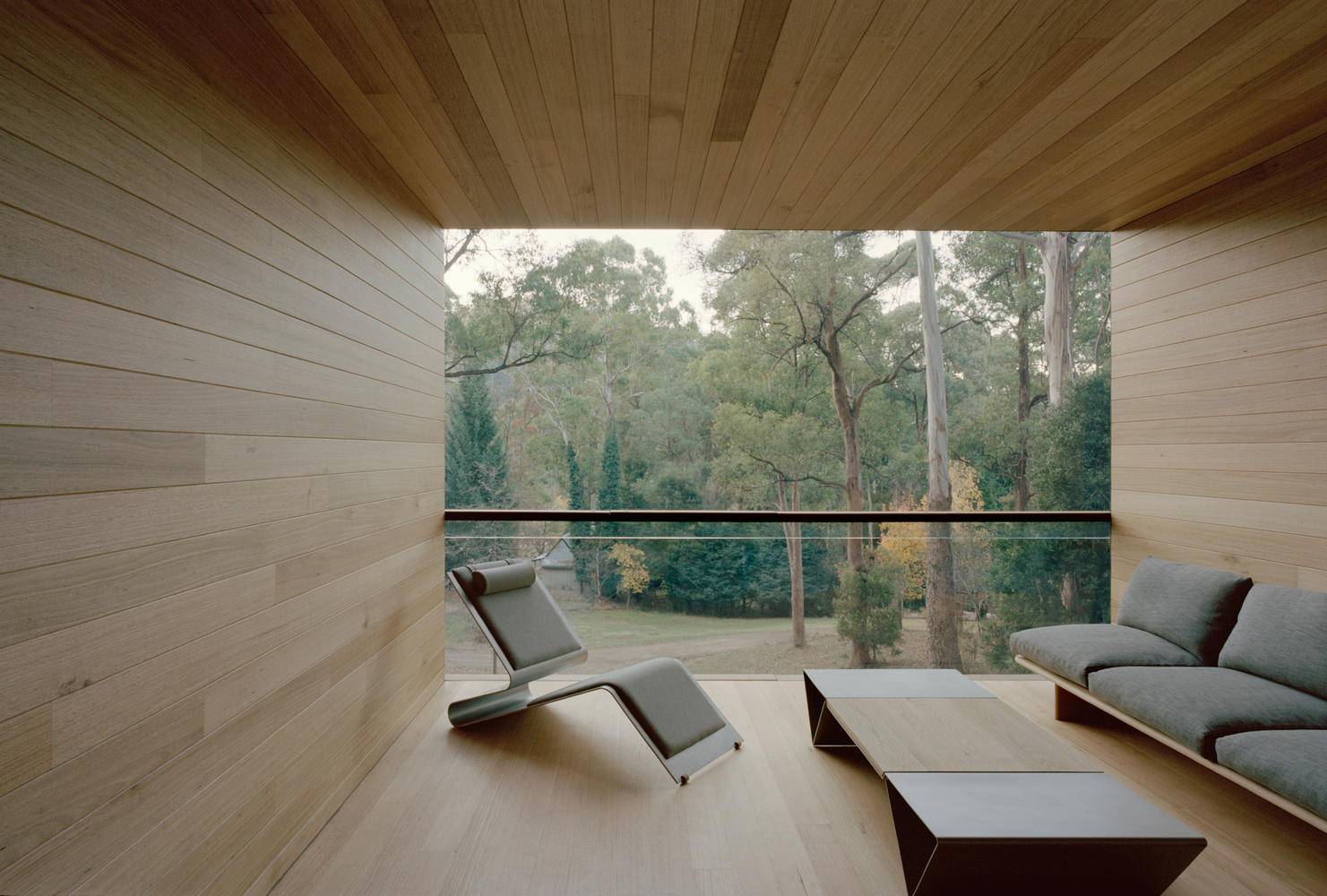 Sustainable Treehouse Design: Sawmill Treehouse by Robbie Walker ...