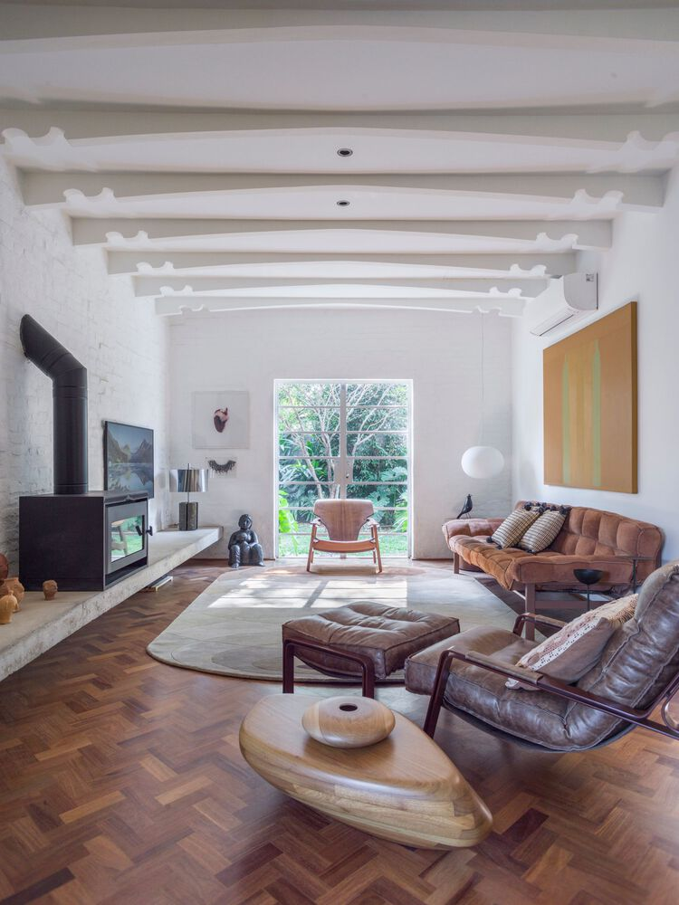 FBL House: A Masterpiece of Modern House Renovation by HGMA + Claudia ...