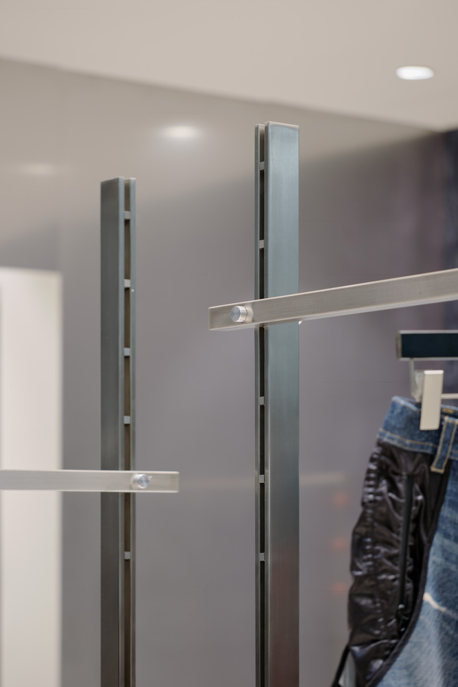 Modern Retail Store Design: ADSB Andersson Bell Hyundai Pangyo by ...