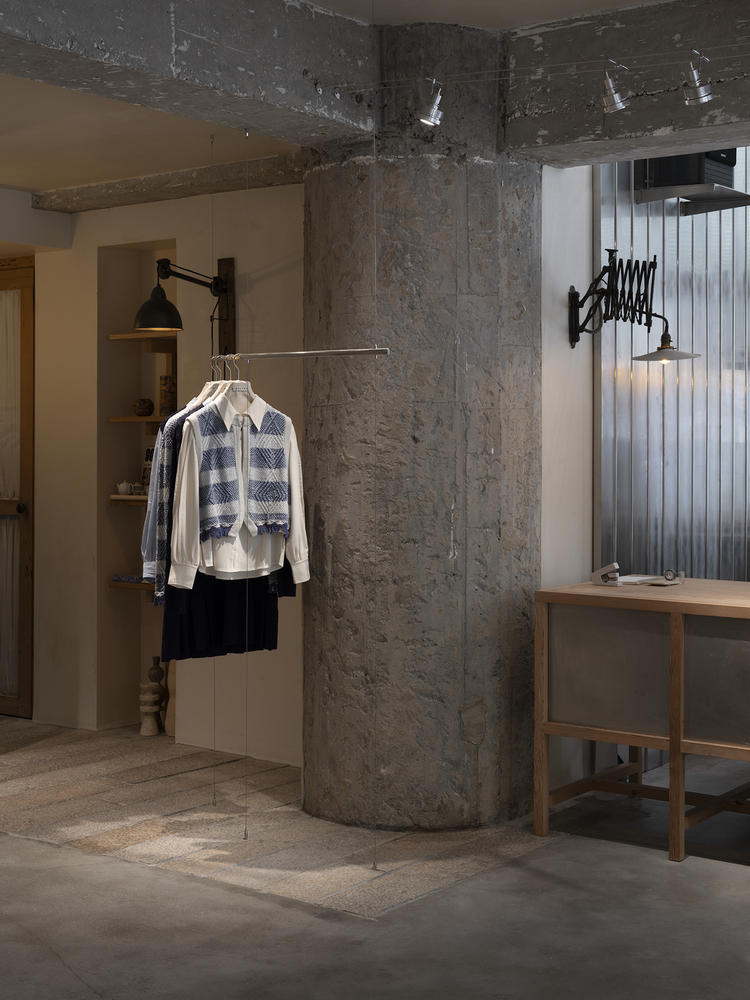 Retail Store Architecture Design: MSLAN Corner by Devolution in Xiamen ...