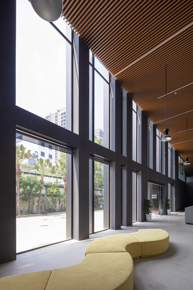 Factory Renovation Architecture: Mian R&D Renovation by Idee Architects ...