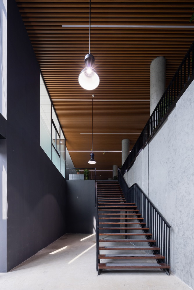Factory Renovation Architecture: Mian R&D Renovation by Idee Architects ...