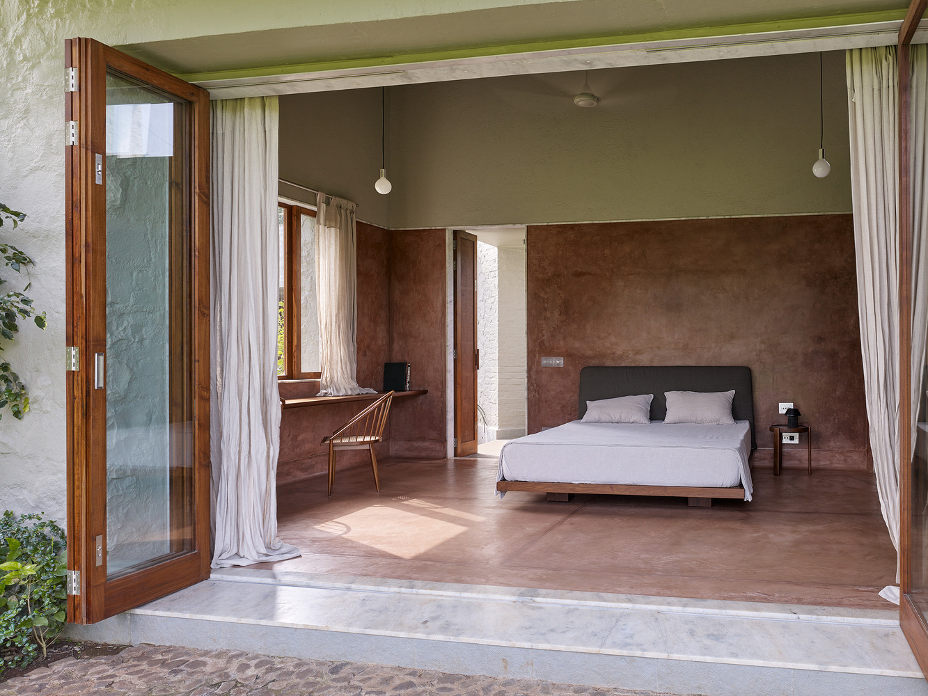 Tropical Modern Villa: Villa Uma by Case Design in Alibaug ...