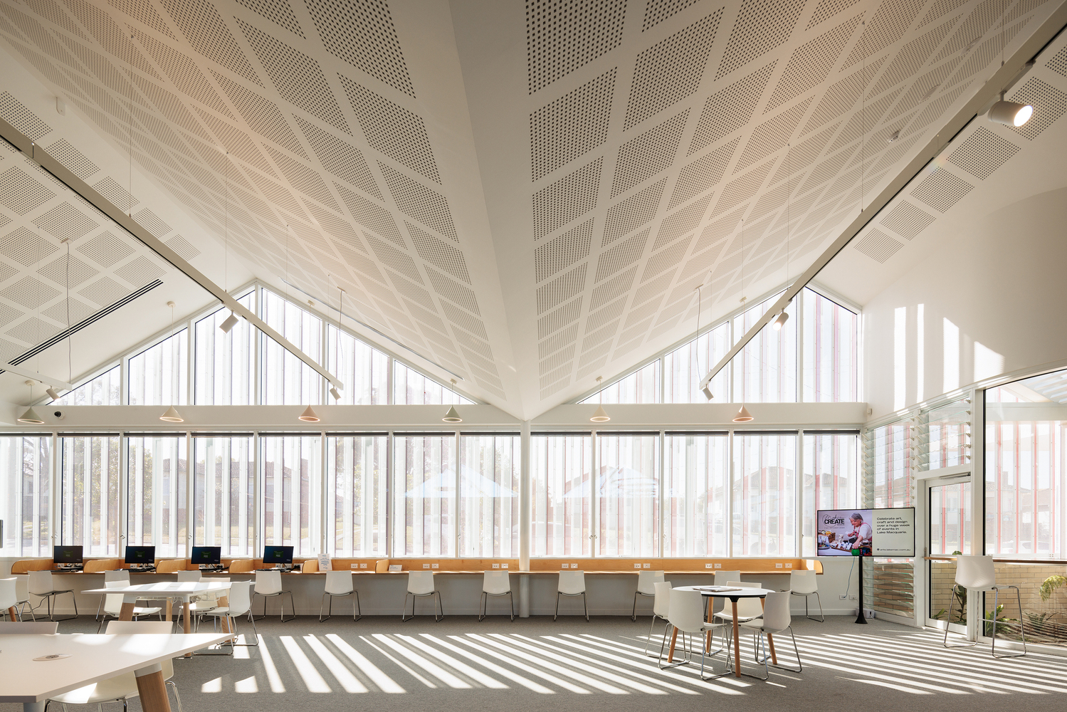 Community-Centered Architecture in Australia: Windale Hub by Adriano ...