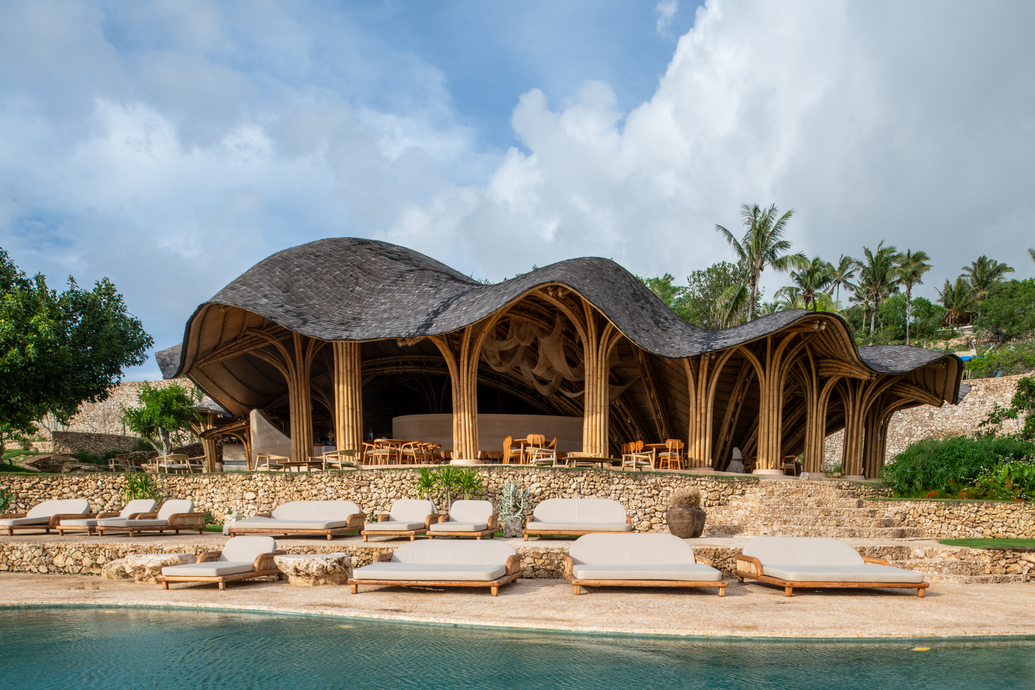 Shell Restaurant by Pablo Luna Studio: A Sustainable Bamboo Masterpiece ...