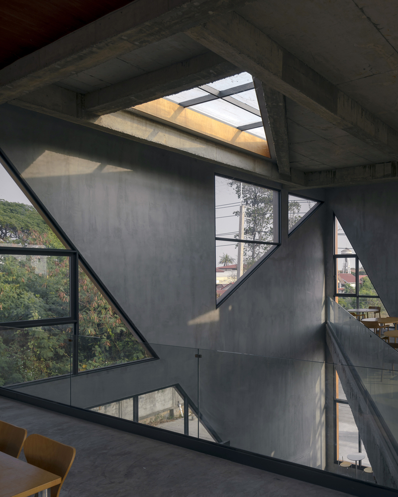 DIFF Coffee Roasters: A Striking Example of Modern Minimalist Coffee ...