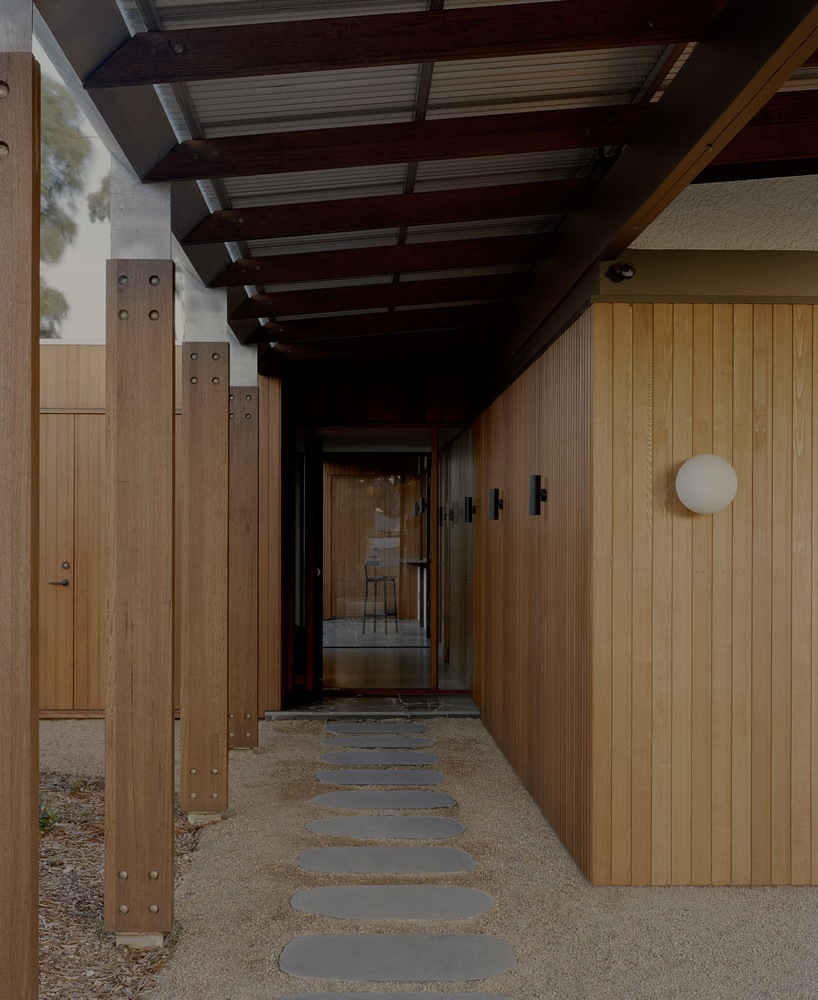 Stumpy Gully House: A Thoughtful Architectural Response to Regional ...