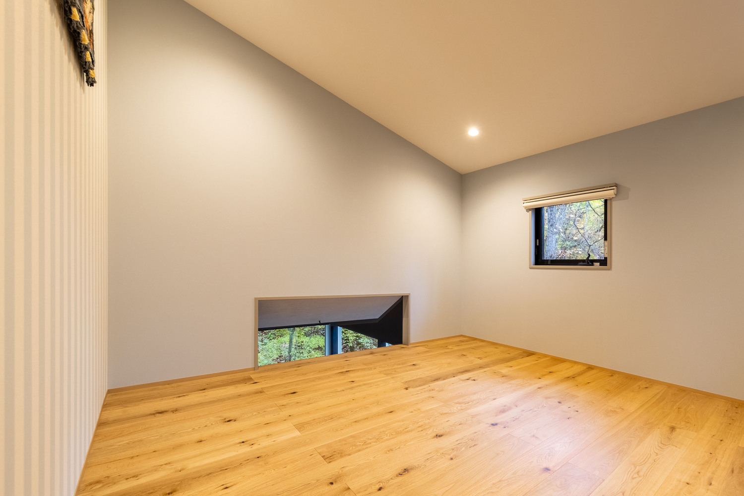 Multi-Roof Villa Design: Ninefold Roof by T2P Architects in Karuizawa ...