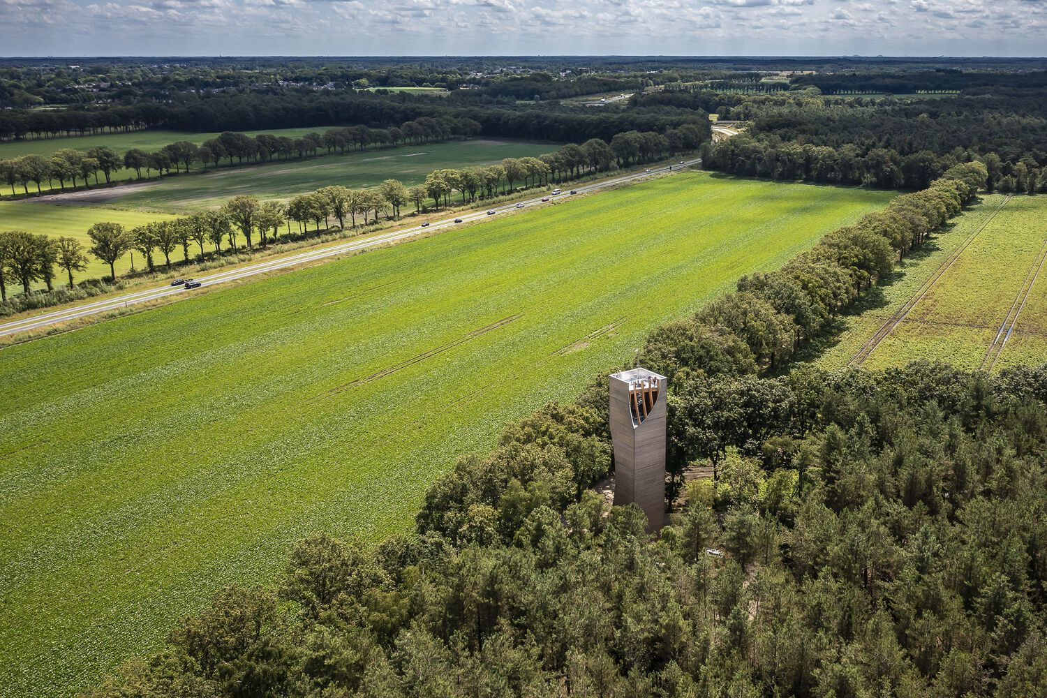 Watchtower Einderheide: A Sustainable Watchtower Design That Blends ...