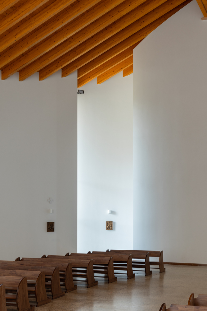 Naraç Church by Arkpro Studio: A Modern Architectural Marvel in Albania ...