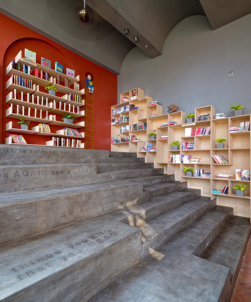 The Book Room by Studio Infinity: A Thoughtful Library Design in Pune ...