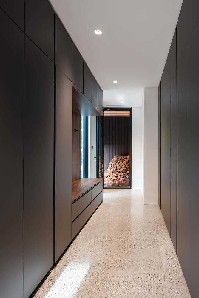 Ravine House: A Sustainable Design Harmonizing with Nature ...