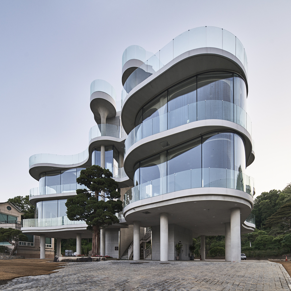 Nature-Integrated Architecture: The Design of Rose Mary Cafe by ...