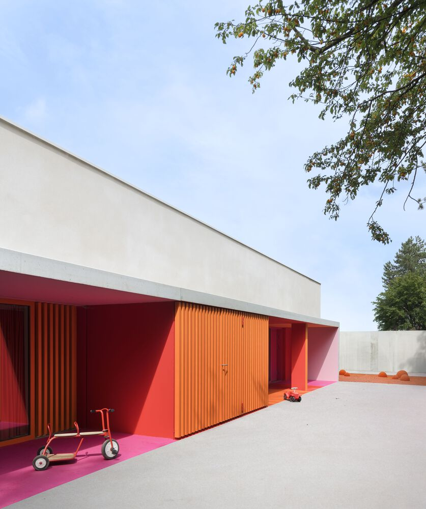 Modern Daycare Architecture in France: A Vibrant Crèche by Dominique ...