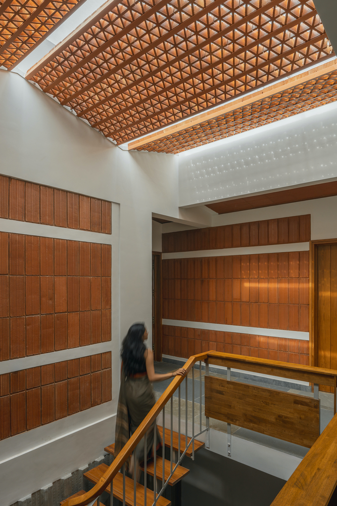 Passive Design Strategies in Residential Architecture: Namana House by Wright Inspires ...