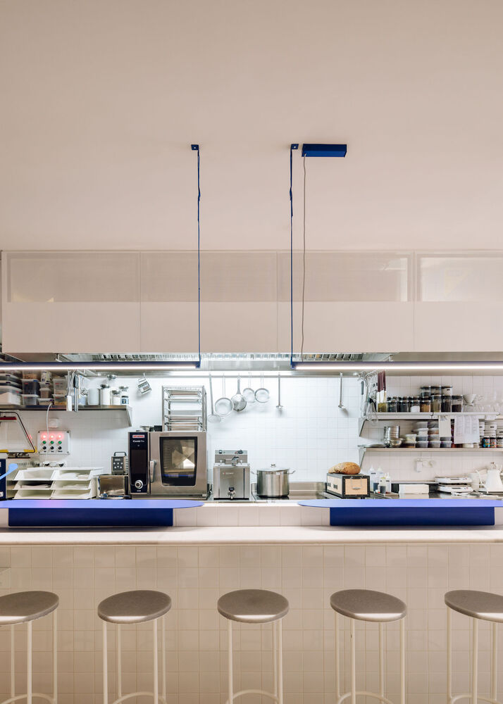 The Capsule Cafe by Atelier Réalité: A Contemporary Culinary Capsule in ...