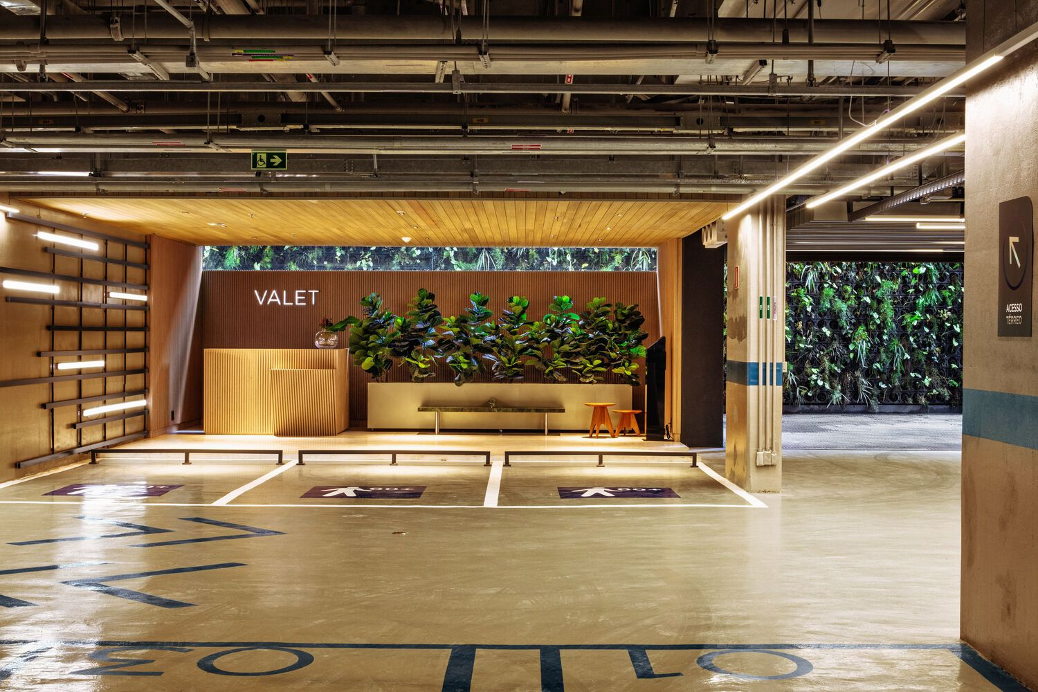 JHA Corporate Boutique by PSA Arquitetura: A Benchmark in Sustainable ...