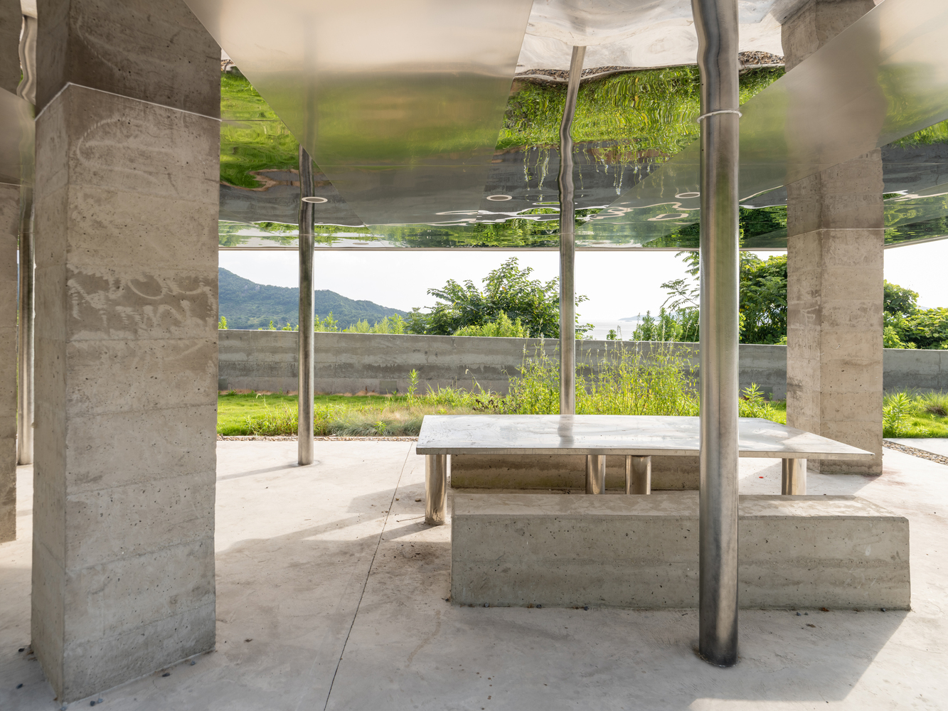 Columnating Pavilion Design by Found Projects and Atelier Noirs: A Sculptural Approach to ...