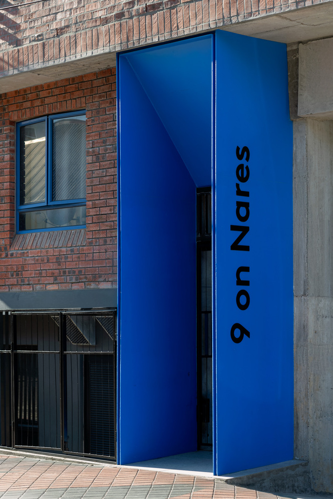 9 on Nares by Two Five Five Architects: A Vision of Budget-Conscious ...