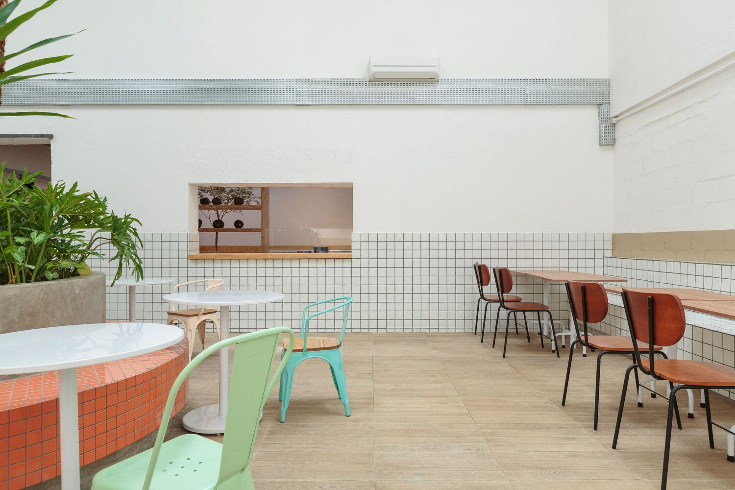 Restaurant Salu by KAS ARQ: Expanding Hospitality with a Rustic and Sustainable Design in São ...