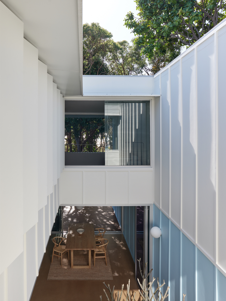 Blok Three Sisters House by Blok Modular + Vokes and Peters: A ...