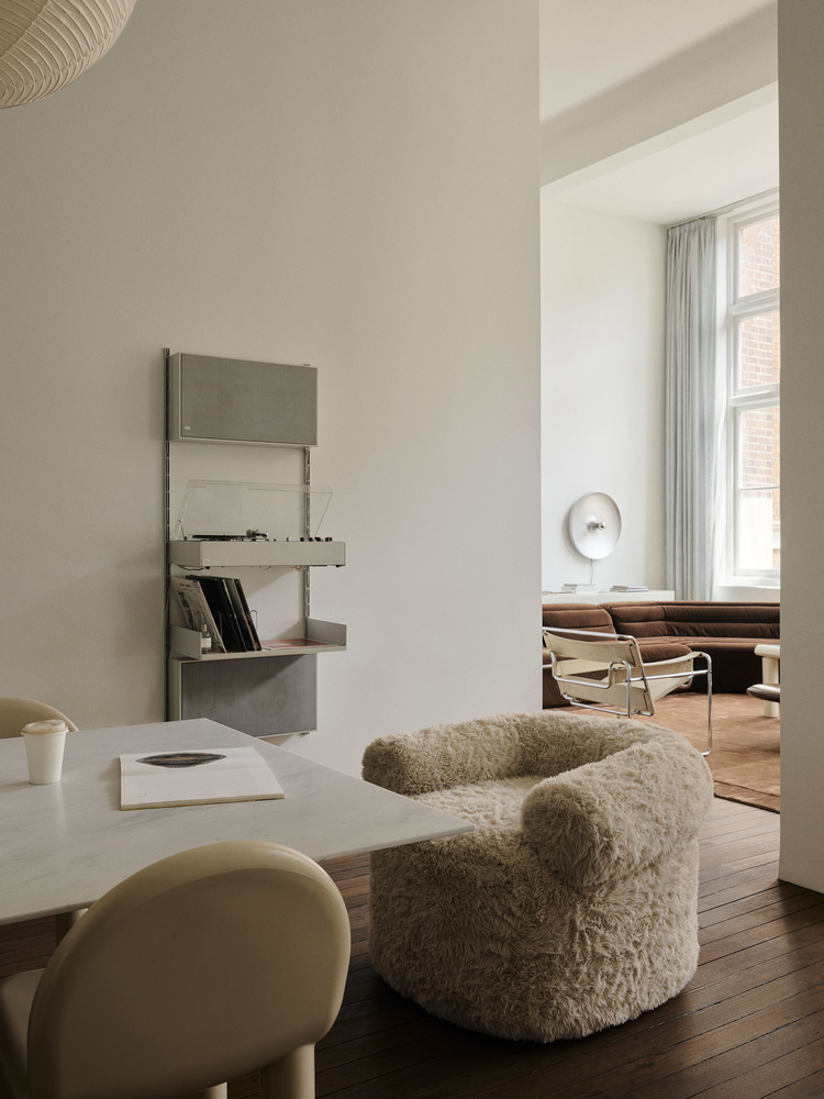 Immersive Residential Loft Design in Sydney: The Rental 2.0 by Ellison ...