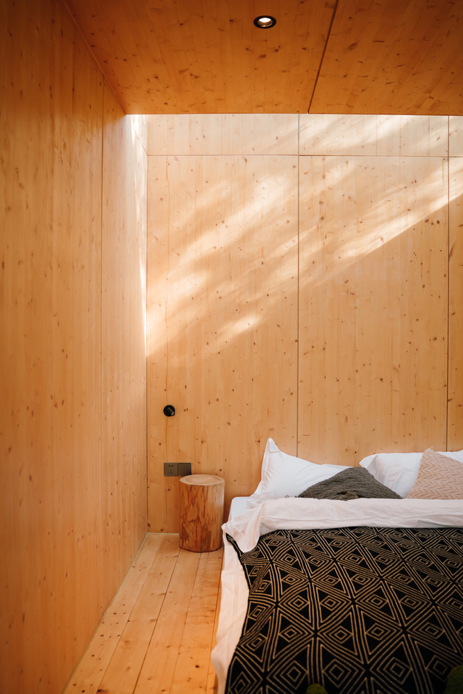 The Giraffe Cabin: A Masterpiece of Prefabricated Wood Cabins by Wiki ...