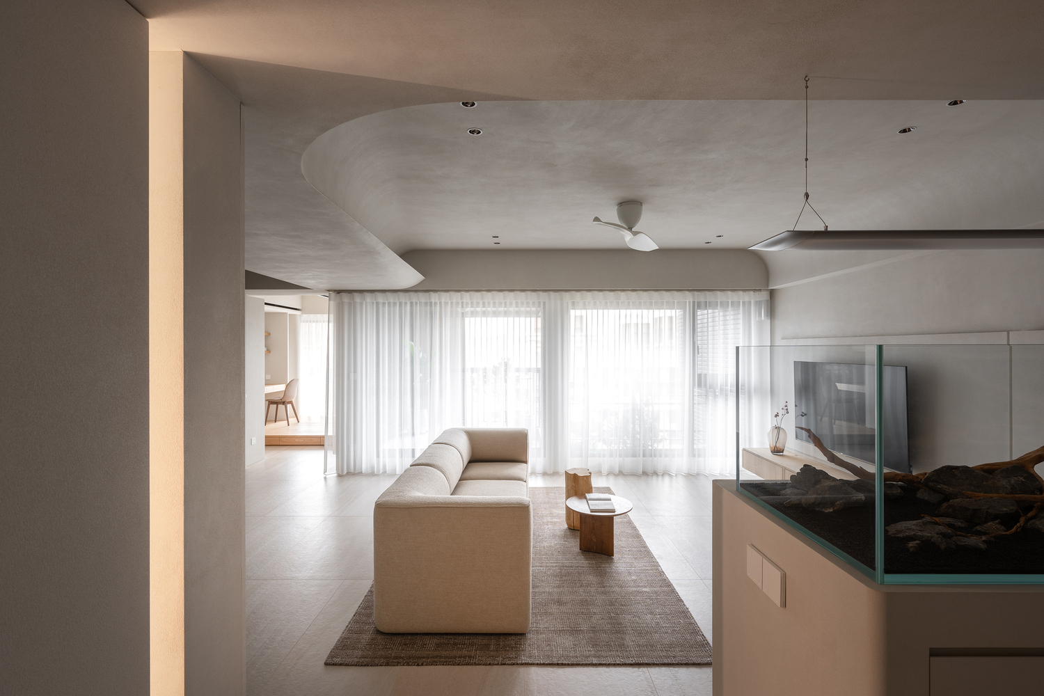 Curved Interior Design in the Slow Rhythm Apartment by KC Design Studio ...