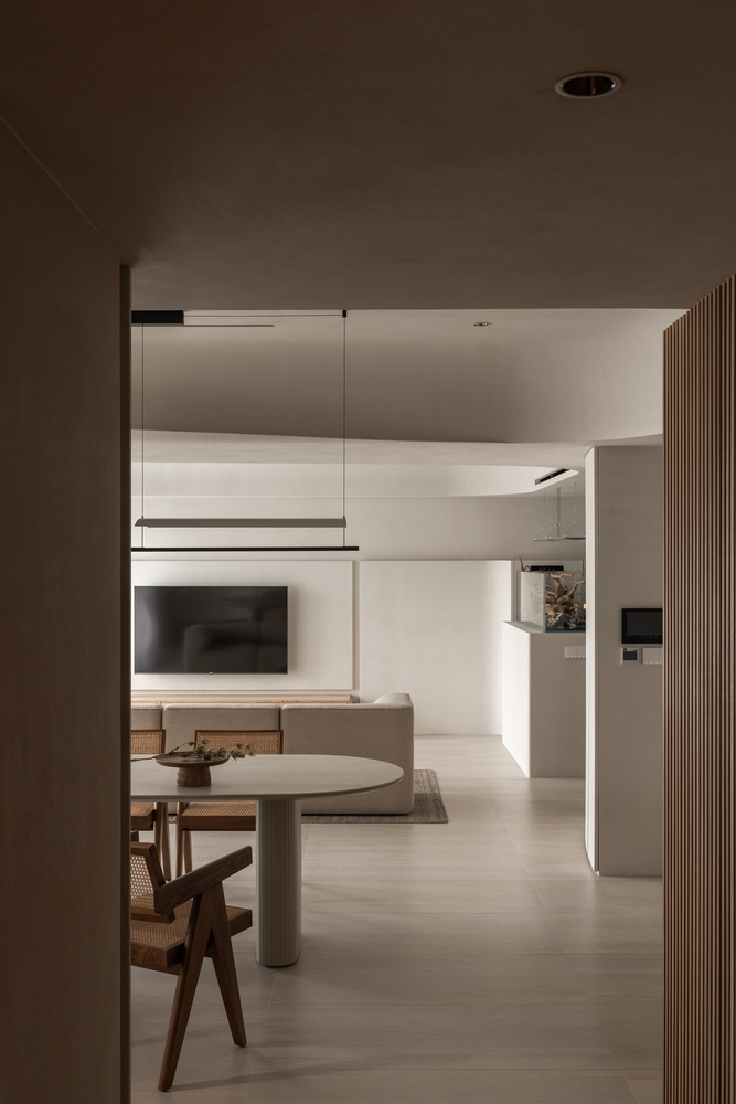 Curved Interior Design in the Slow Rhythm Apartment by KC Design Studio ...