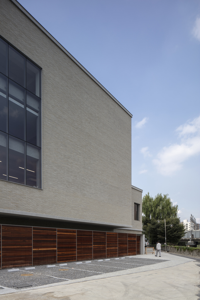 STAY MORE Flagship Store by STAY Architects: A New Benchmark in ...