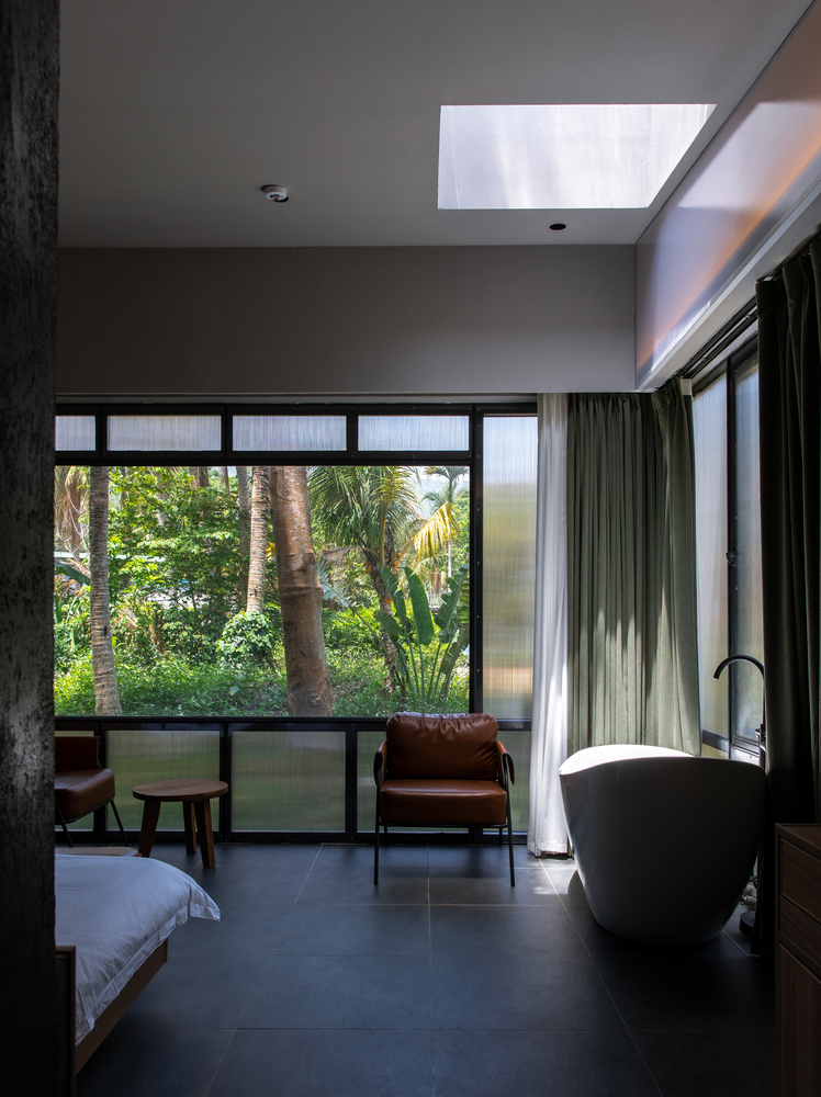 Surf Community Architecture: Earth-Hugging Duke Plaza by Edge ...