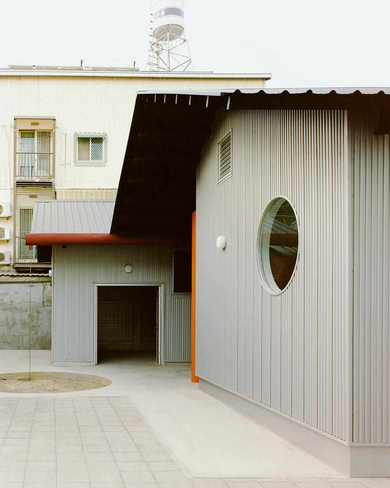 Double Roof Architecture in Tainan: The Innovative Design of Double ...