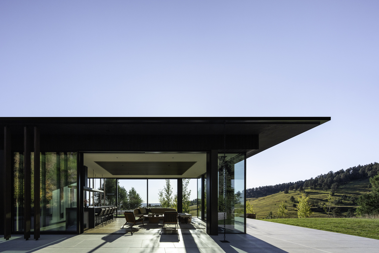 Net Zero Energy House in Boulder: Panorama House by Studio B ...