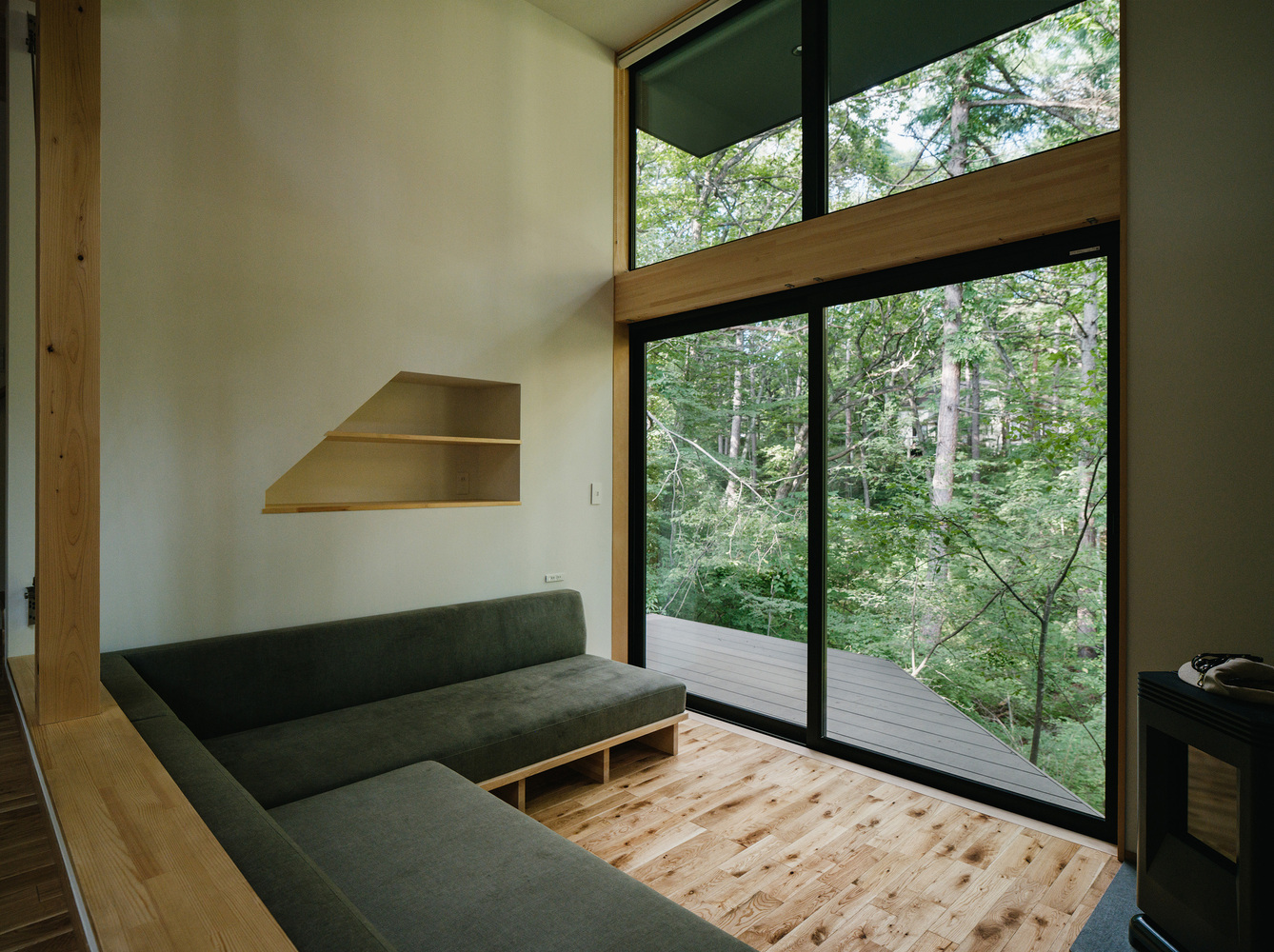 Mountain Retreat House Design at the Foot of Mt. Asama by norari works | Architecture Blog