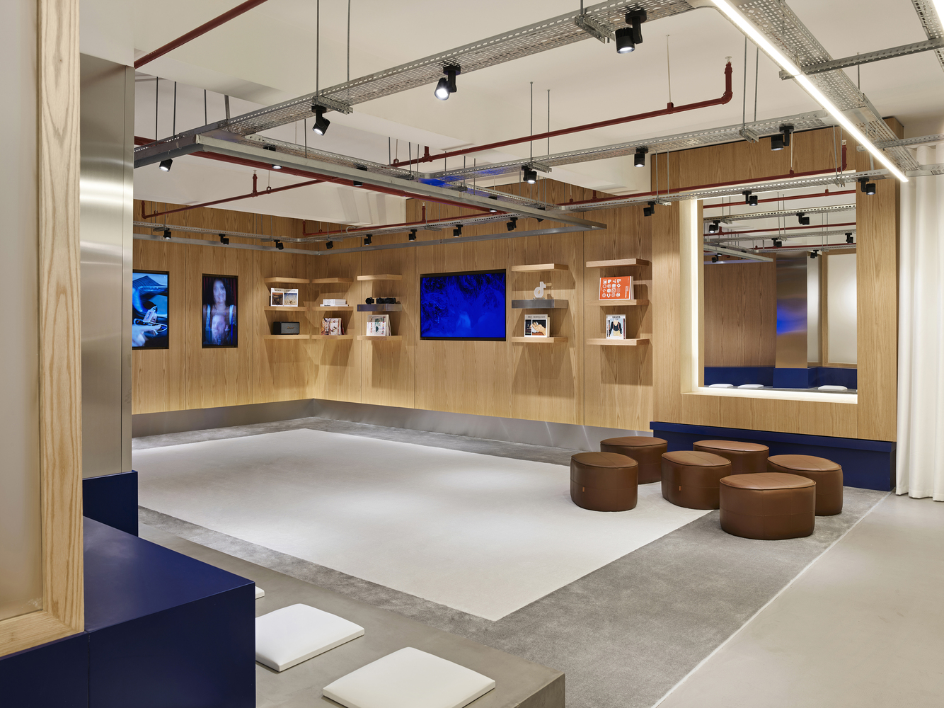 Flexible Office Interior Design in Türkiye: Remy Global Office by KAT73 ...