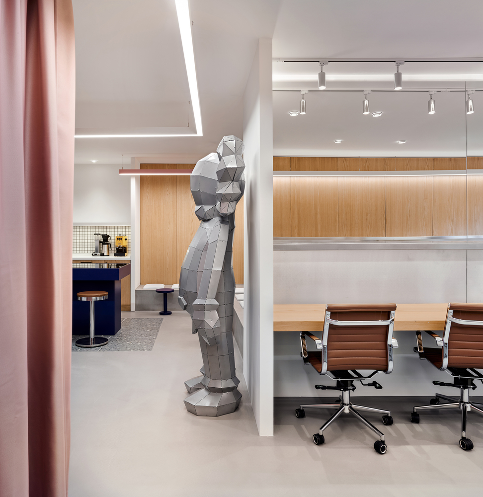 Flexible Office Interior Design in Türkiye: Remy Global Office by KAT73 ...