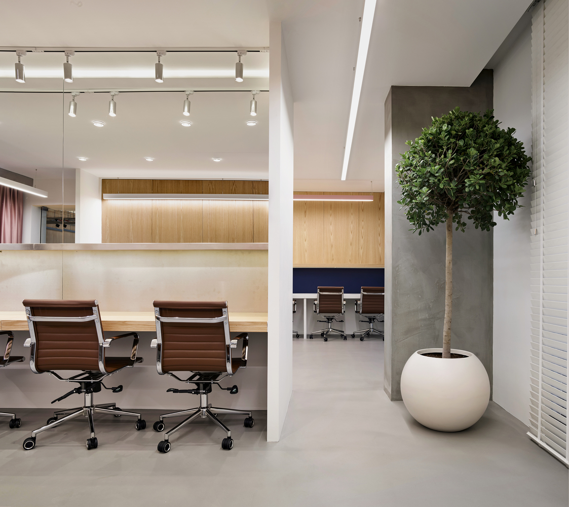 Flexible Office Interior Design in Türkiye: Remy Global Office by KAT73 ...