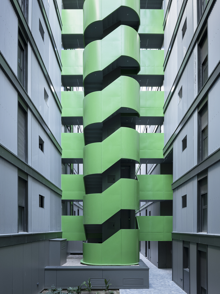 Sustainable Social Housing Architecture: 116 Public Housing Units in ...