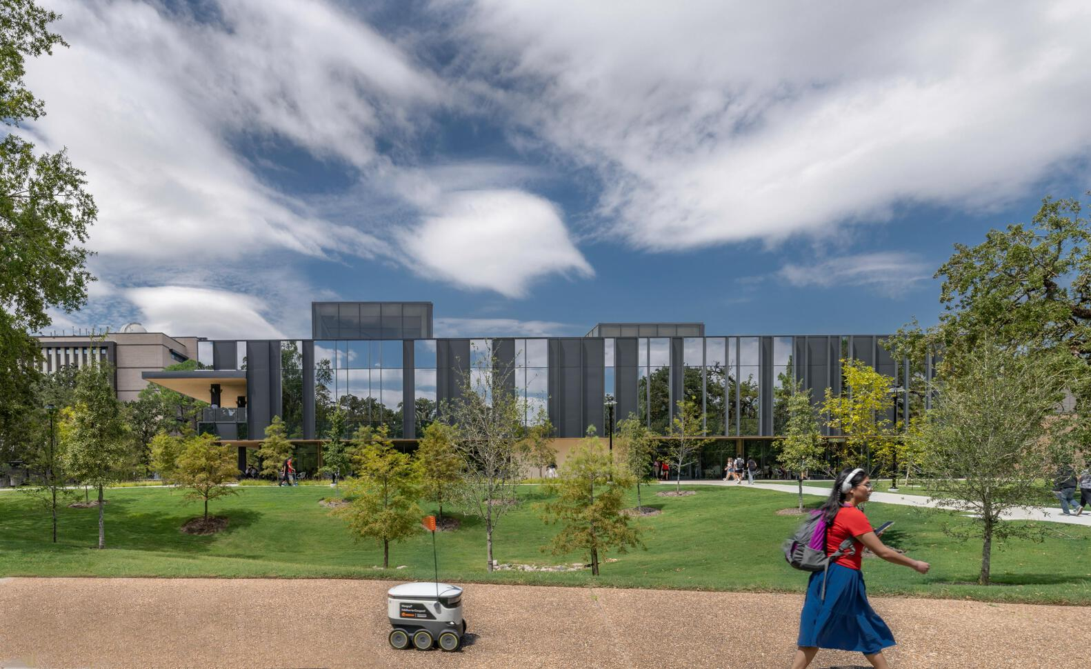 Retail, Auxiliary, and Dining (RAD) Center at the University of Houston ...