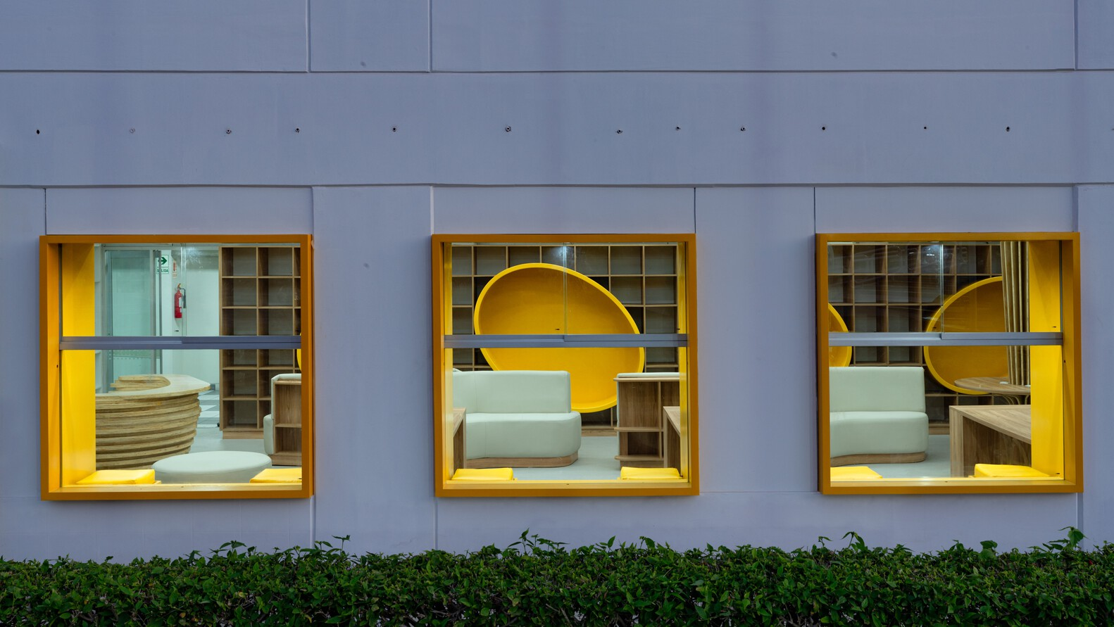 Innovative School Library Design at Antonio Raimondi College by ...