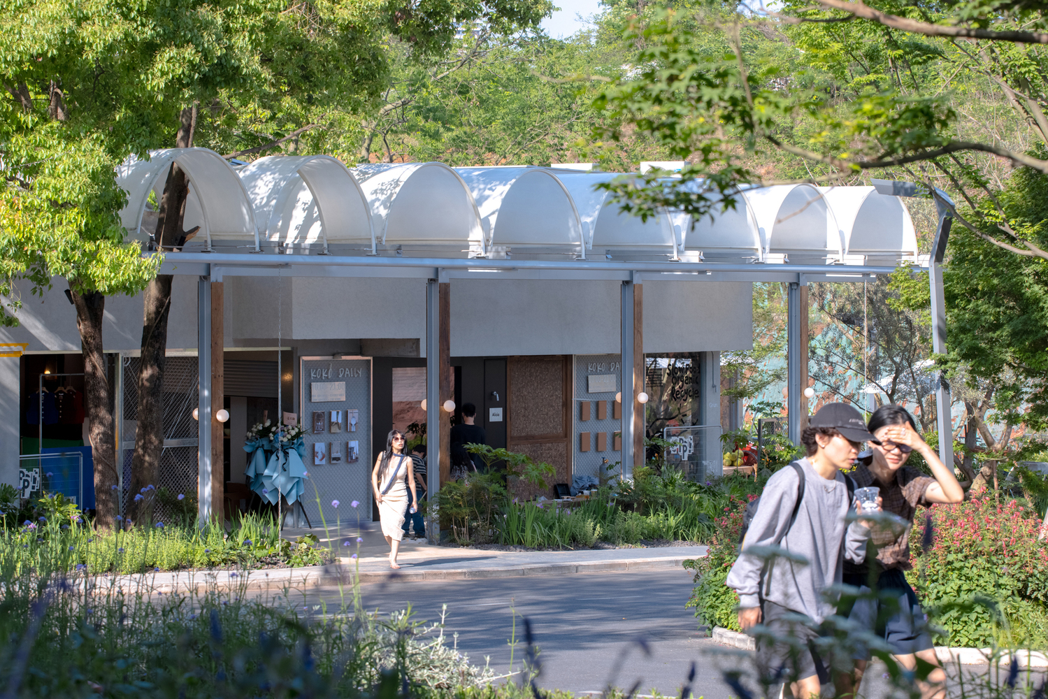 Contemporary Market Design in China: KOKO Market by Vari Architects ...