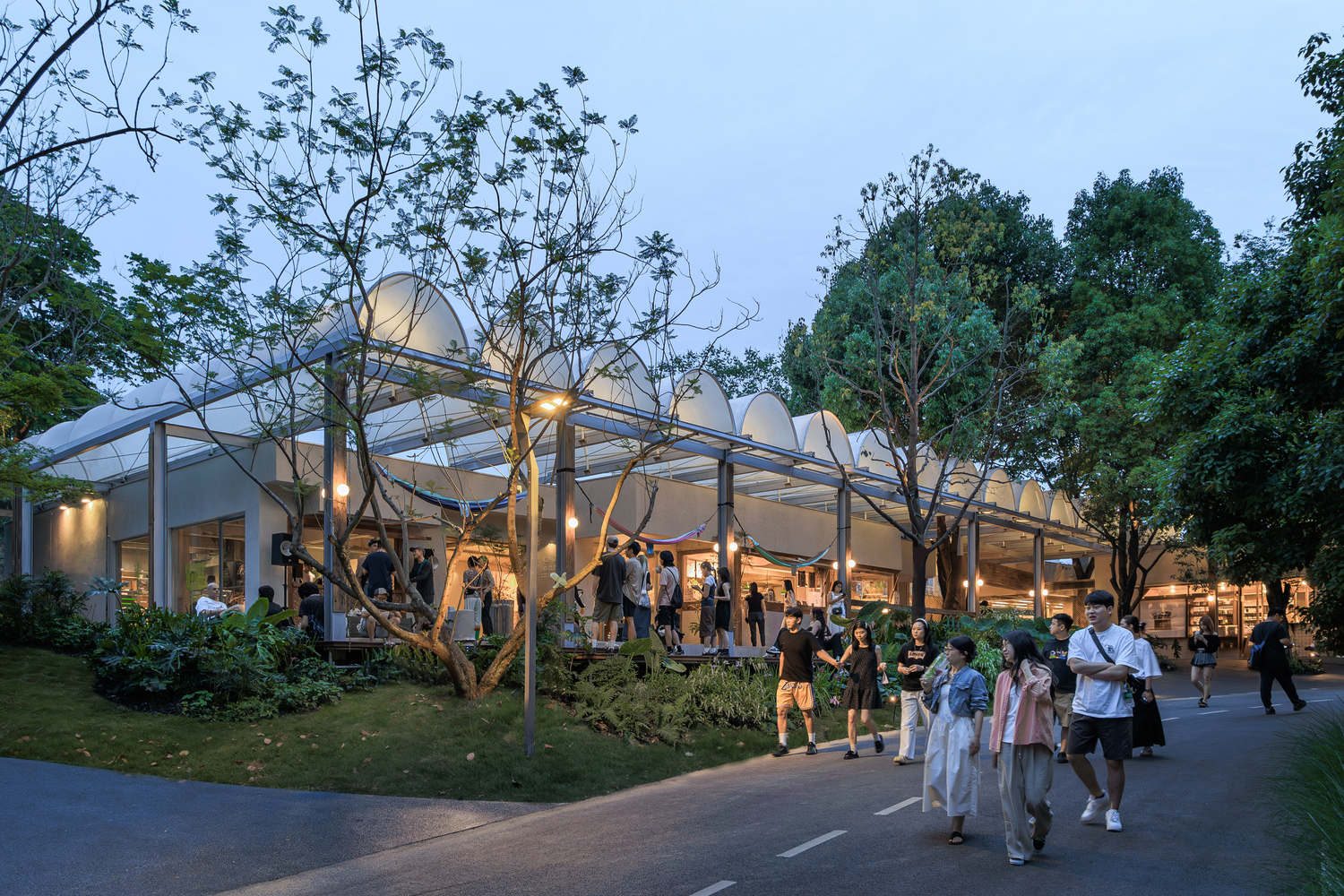 Contemporary Market Design in China: KOKO Market by Vari Architects ...