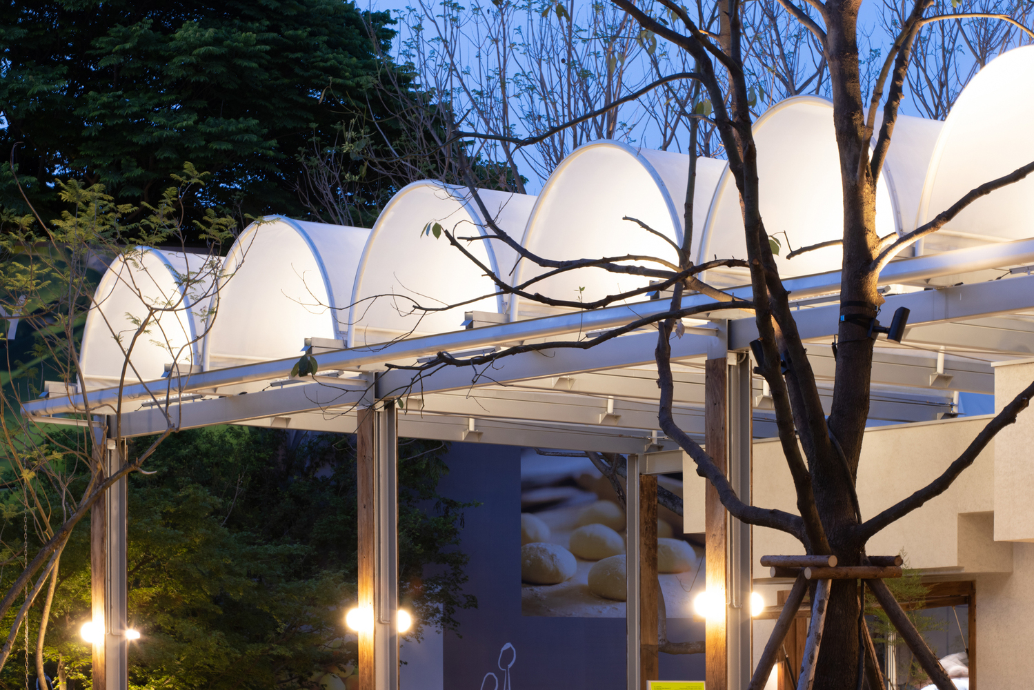 Contemporary Market Design in China: KOKO Market by Vari Architects ...