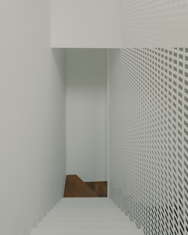 Birdsnest House by TIMM: A Poetic Approach to Attic Apartment ...