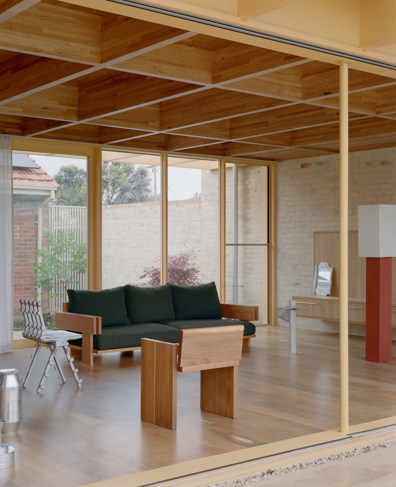 Dunstan House: A Post-War Home Renovation Reflecting Suburban ...