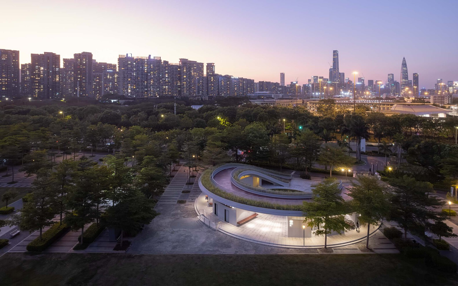 Public Toilet in Shenzhen Bay Haifeng Sports Square / CCDI GROUP 21 Design Studio | Sports ...