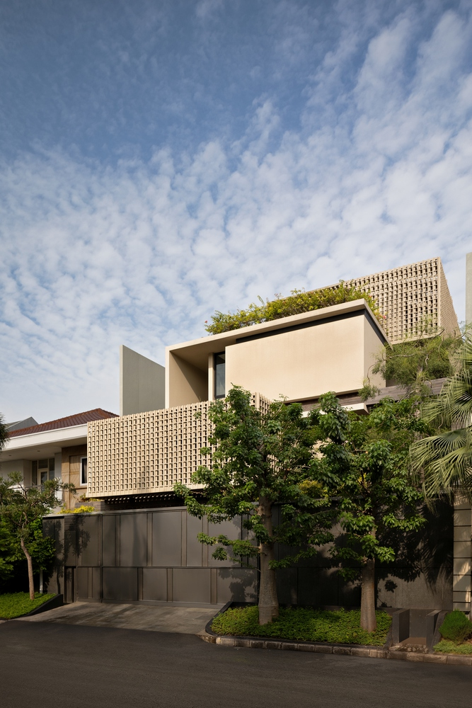 The Steric Spes House: Breeze Block House Jakarta by Gets Architects | Architecture Blog
