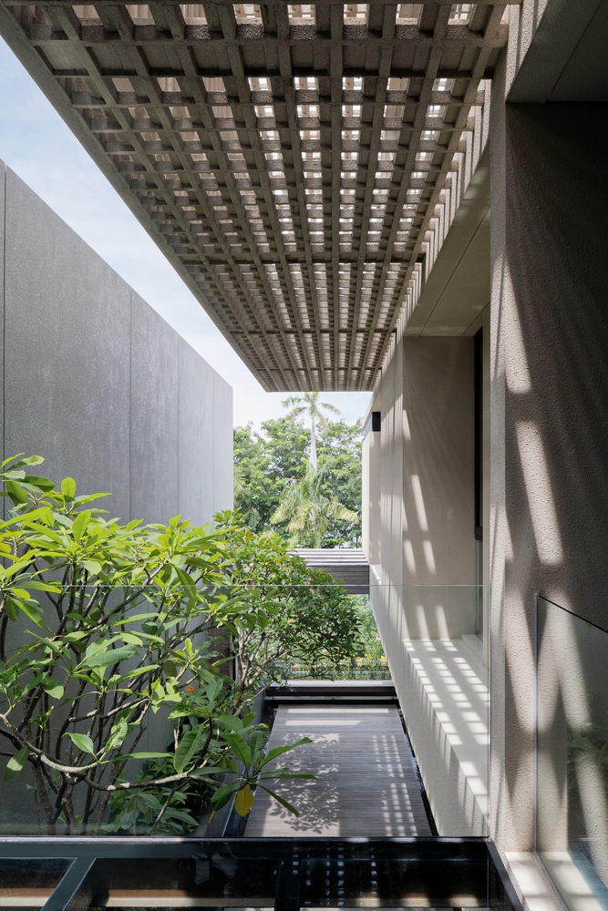 The Steric Spes House: Breeze Block House Jakarta by Gets Architects ...