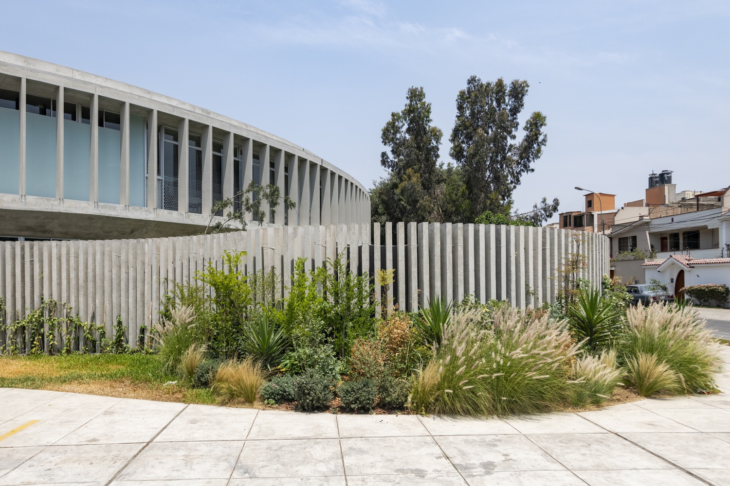 Innovative Early Learning School Architecture at ELS Altair School by Shell Arquitectos ...